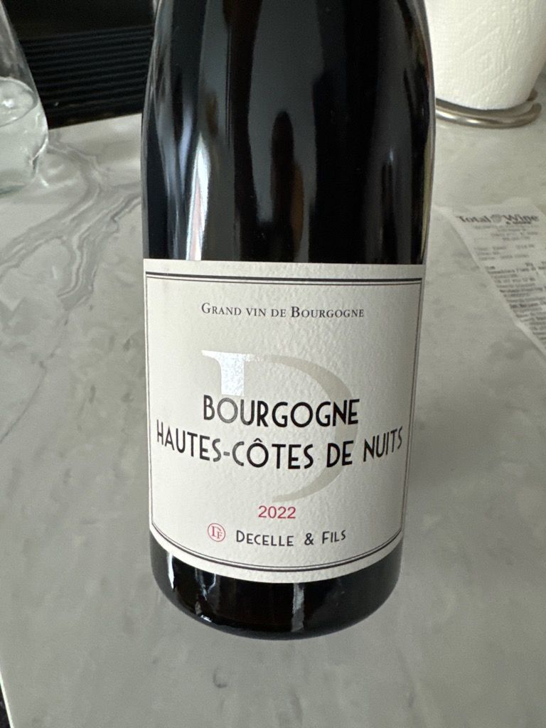 2022 Decelle - Villa Bourgogne Hautes-Côtes de Nuits, France, Burgundy ...