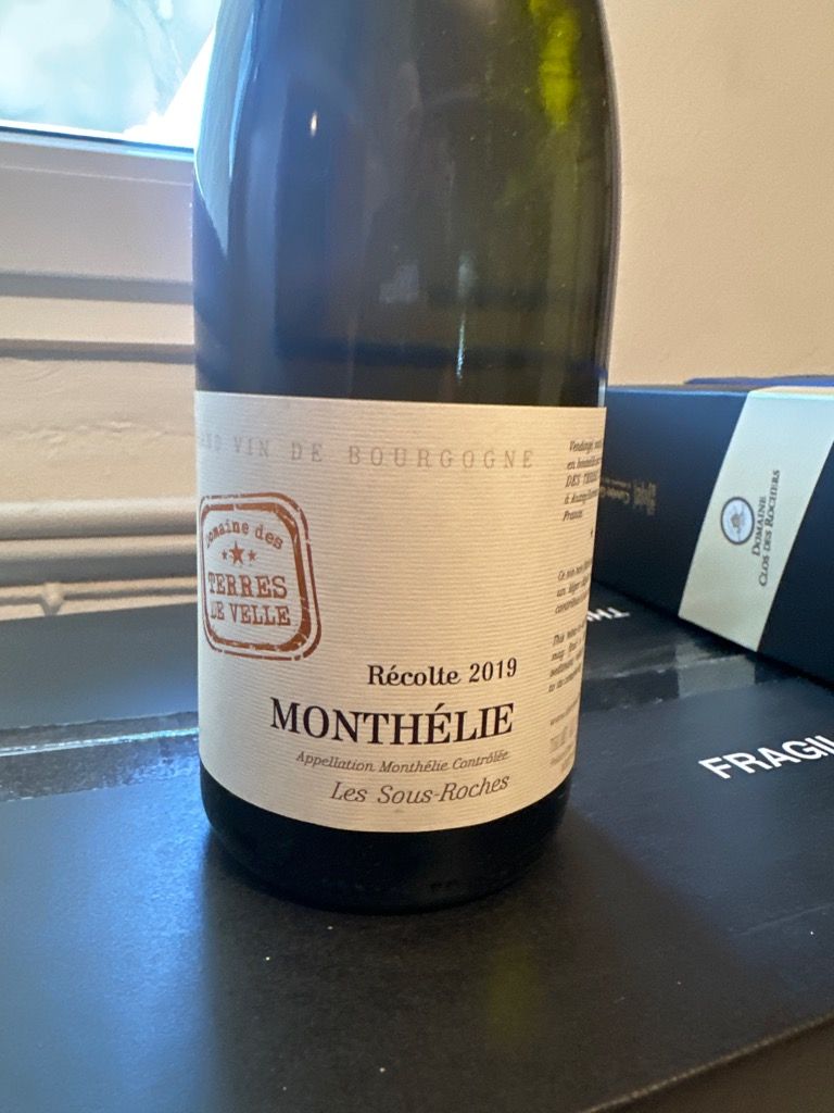 2019 Domaine des Terres de Velle Monthélie Les Sous-Roches, France ...