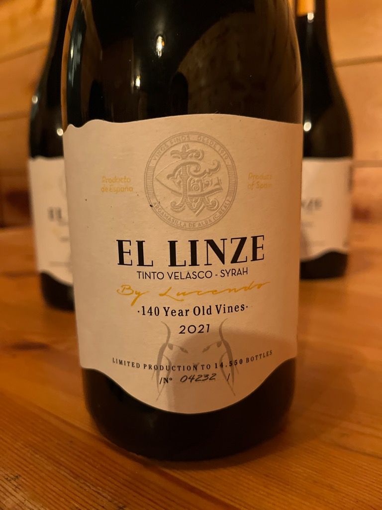 2021 Selección Lucendo Vino de la Tierra de Castilla El Linze, Spain ...