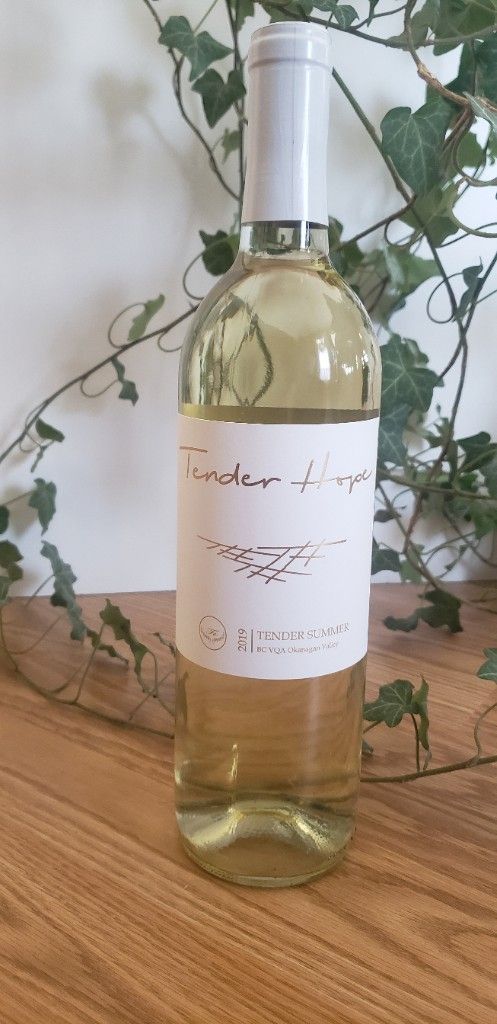 2021 Tender Hope Tender Summer, Canada, British Columbia, Okanagan ...