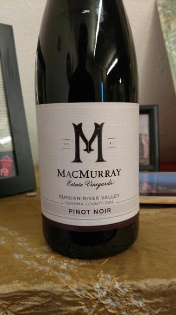 NV MacMurray Ranch Pinot Noir, USA, California, Sonoma County, Sonoma ...