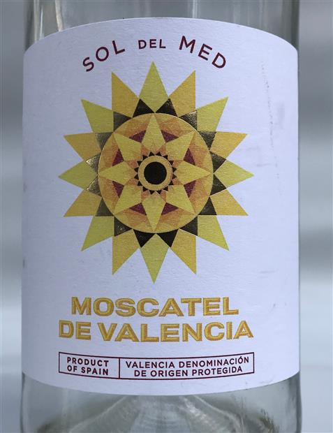 NV Vina Araya Valencia Moscatel de Valencia Cheste Agrarfia Coop, Spain ...