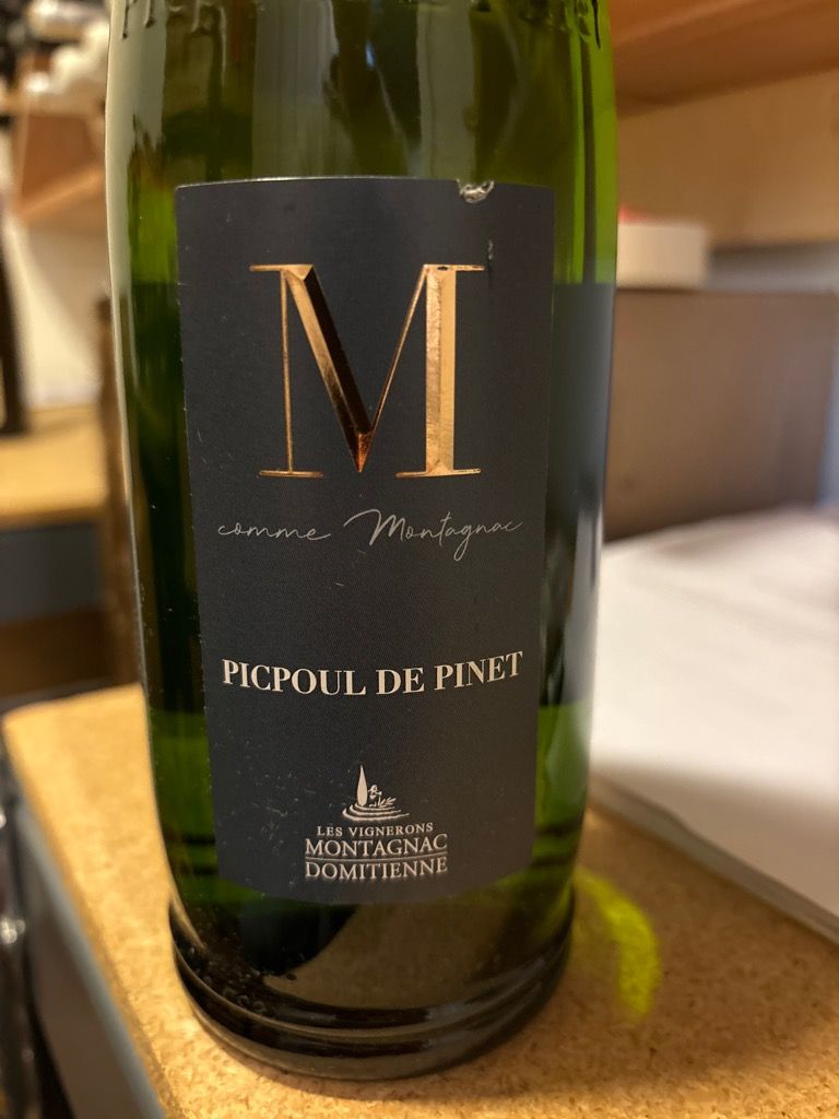 2023 La Cave Par Les Vignobles Montagnac Picpoul de Pinet, France ...