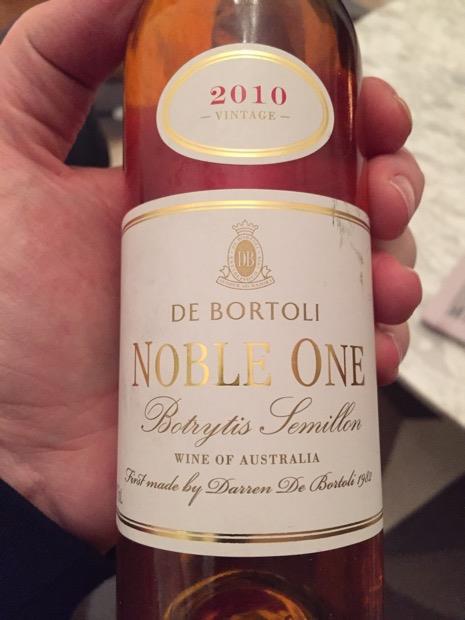 2010 De Bortoli Noble One Botrytis Sémillon, Australia, New South Wales ...