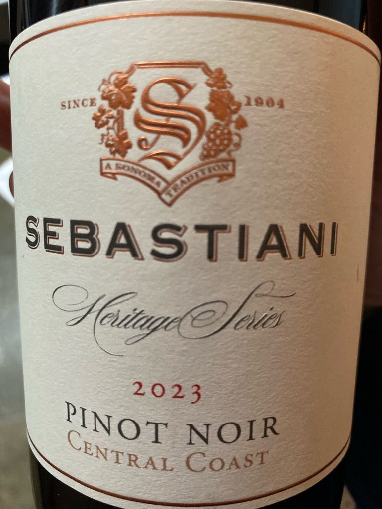 2023 Sebastiani Vineyards & Winery Pinot Noir Sonoma Coast, USA ...