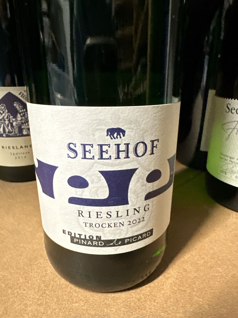 2022 Weingut Seehof Riesling trocken, Germany, Rheinhessen - CellarTracker