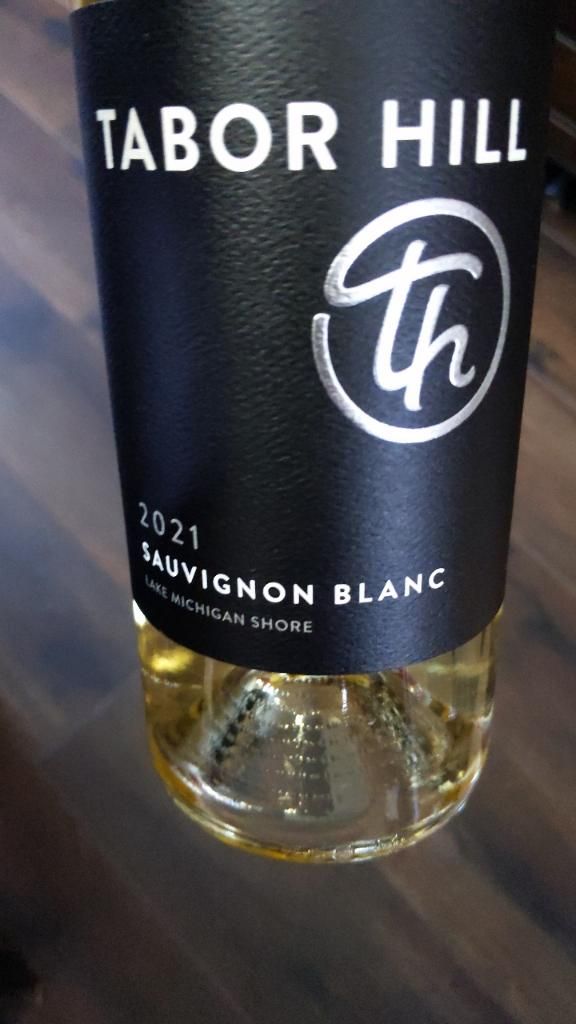 2021 Tabor Hill Sauvignon Blanc, USA, Michigan, Lake Michigan Shore - CellarTracker