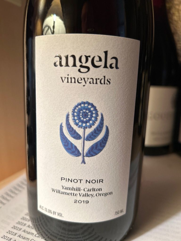 2019 Angela Vineyards Pinot Noir Angela Vineyard Yamhill-Carlton, USA ...