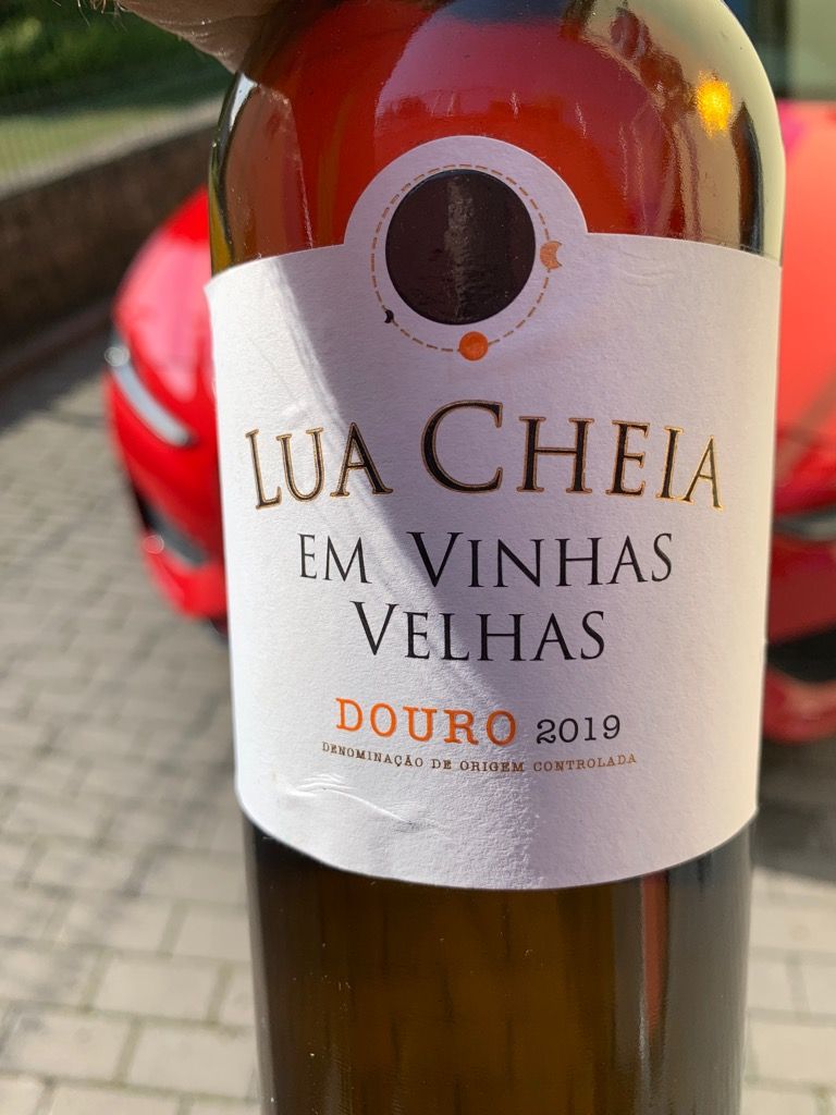 2016 Lua Cheia em Vinhas Velhas Douro Branco, Portugal, Douro ...