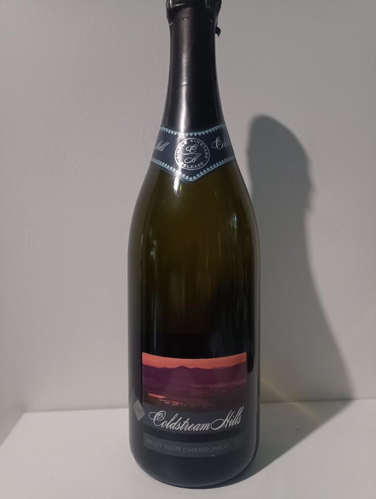 2017 Coldstream Hills Pinot Noir Blend (Pinot Noir Chardonnay ...