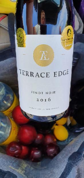 2019 Terrace Edge Pinot Noir, New Zealand, South Island, Canterbury ...
