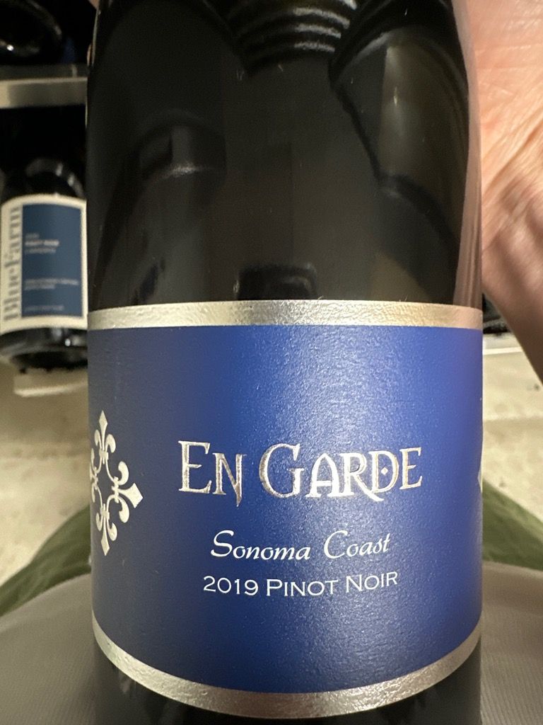 2021 En Garde Pinot Noir, USA, California, Sonoma County, Russian River Valley - CellarTracker