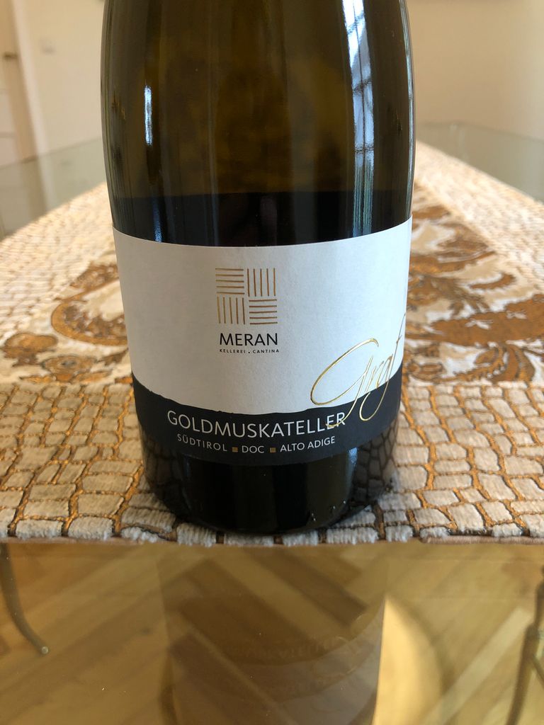 2020 Kellerei Meran Burggräfler Alto Adige - Südtirol Graf von Meran GoldMuskateller, Italy ...