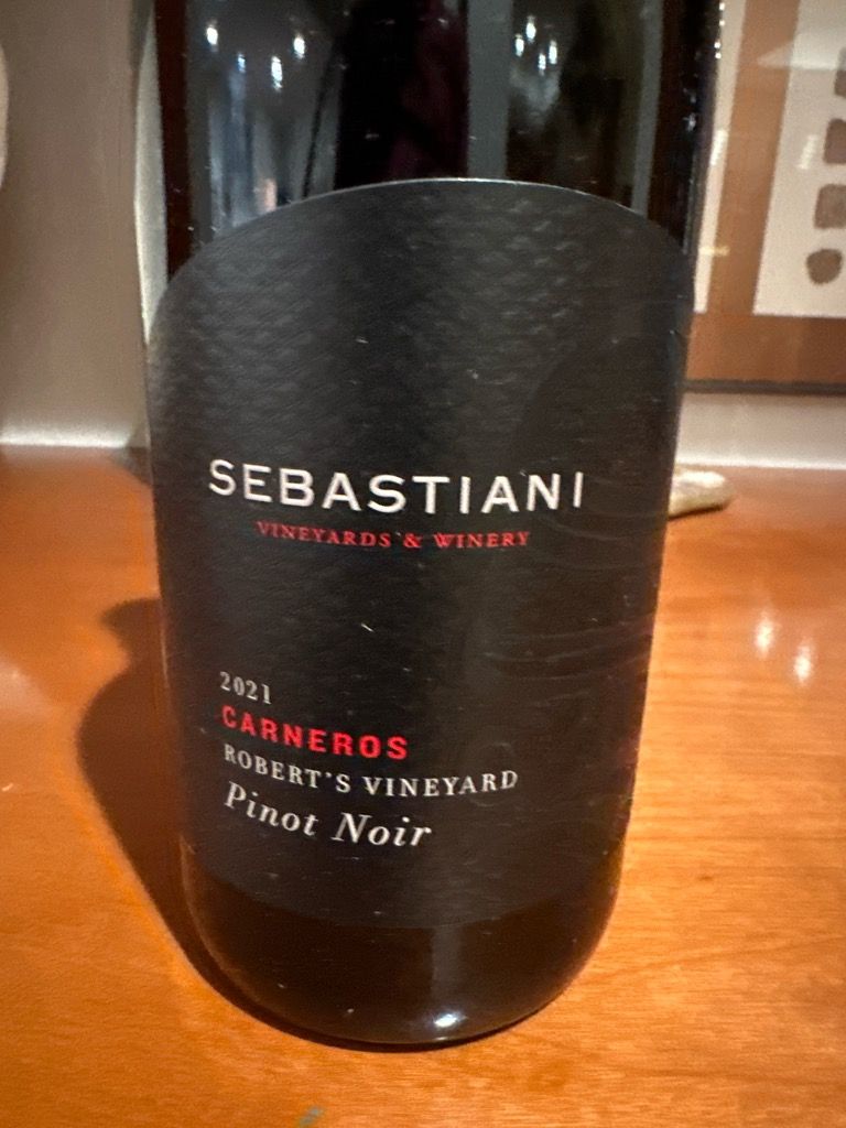 2021 Sebastiani Vineyards & Winery Pinot Noir Robert's Vineyard, USA ...