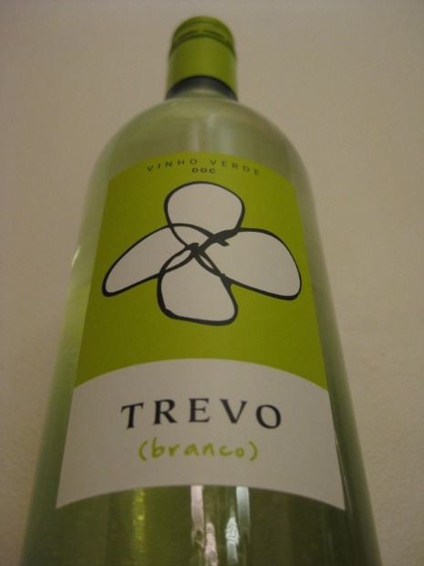 2010 Quinta do Portal Vinho Verde Trevo, Portugal, Minho, Vinho Verde ...
