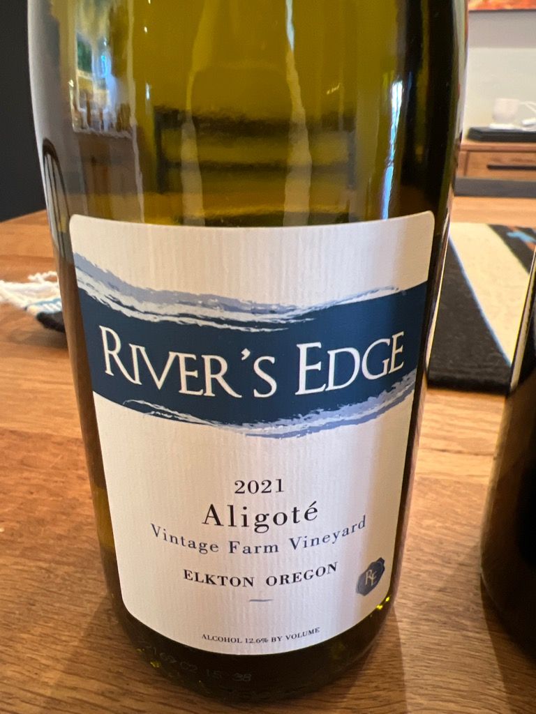 2021 River's Edge Aligoté Vintage Farm Vineyard, USA, Oregon, Southern ...